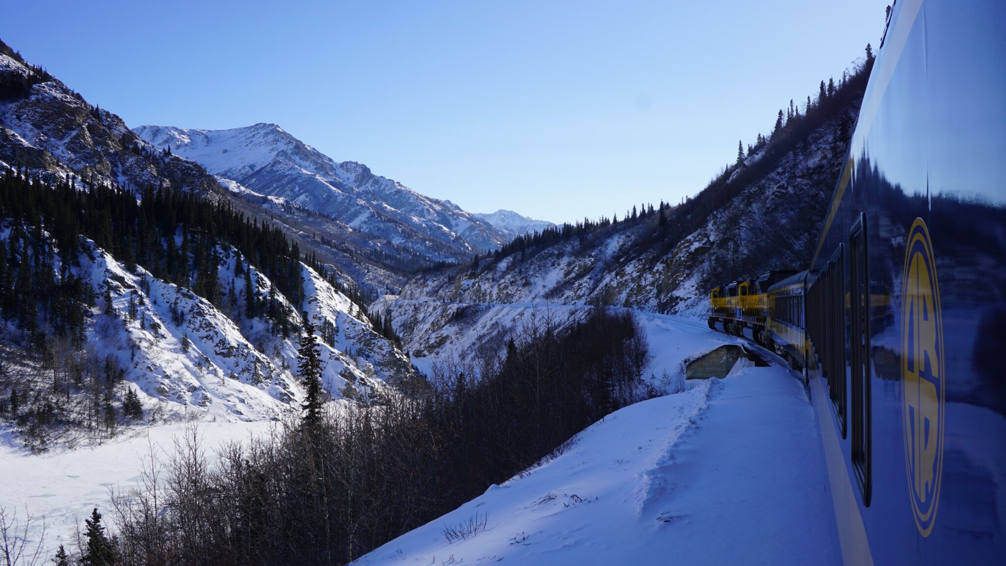 Best Way To Visit Alaska in Winter | Ultimate Travel Guide