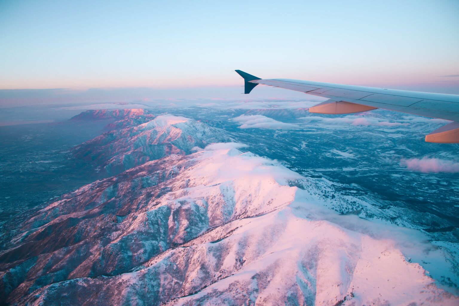Best Way To Visit Alaska in Winter | Ultimate Travel Guide
